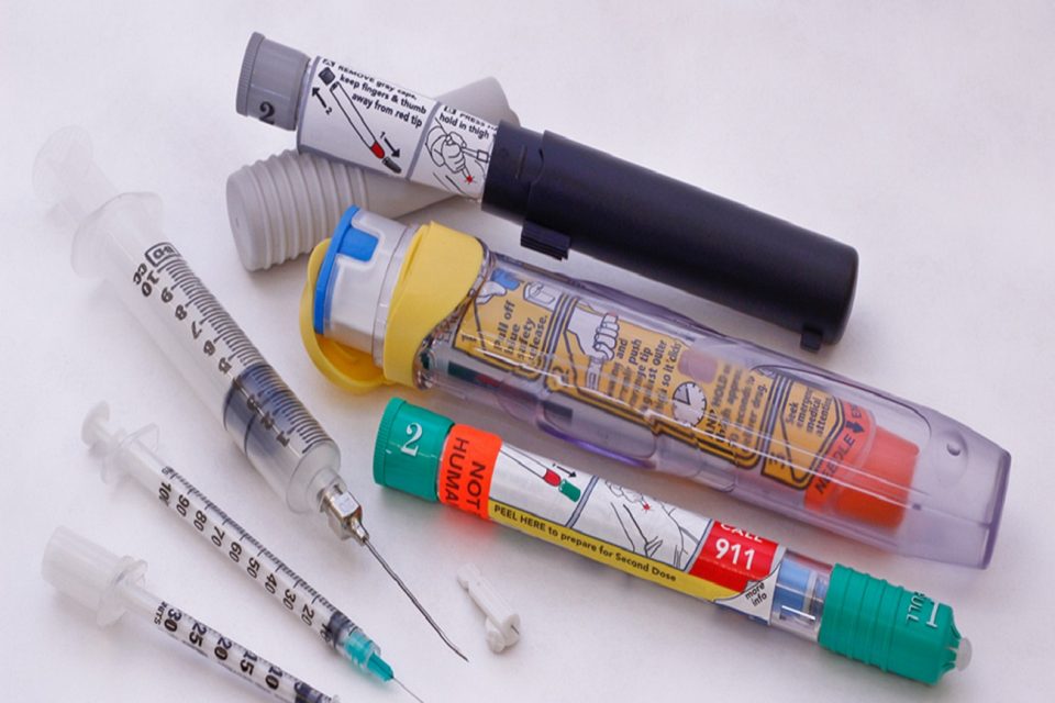 Healthcare: Preventing Injury from Needlesticks and Sharps | SafetyNow ILT